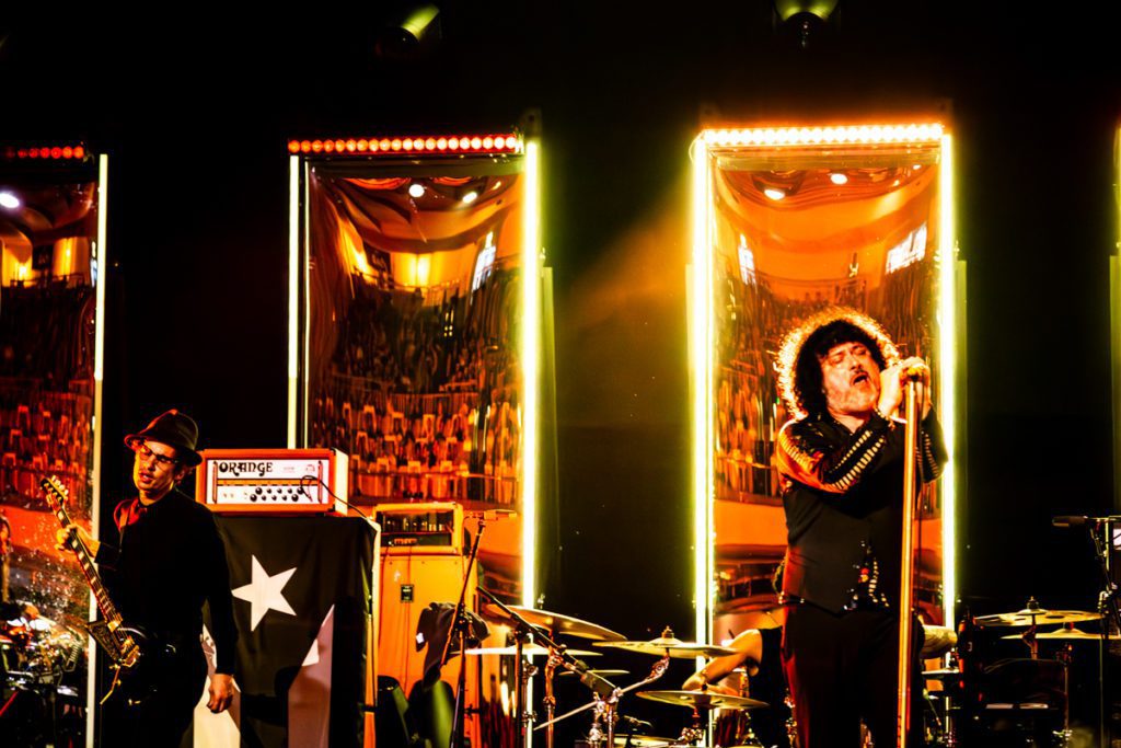 Sarah Sense : Weaving Water - Trebuchet